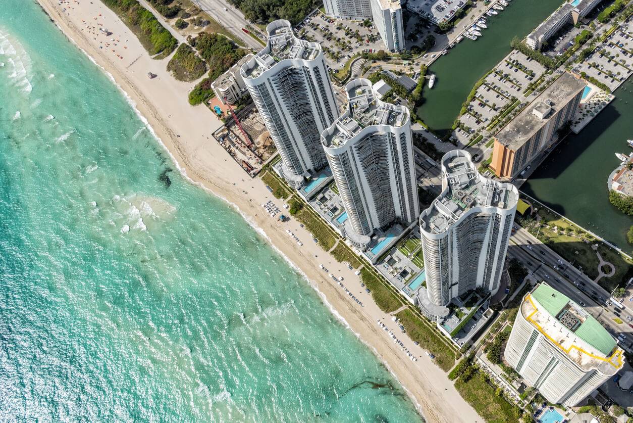 Miami Flat Roofing | Repair, Sealing & Coating | EverSeal Roofing